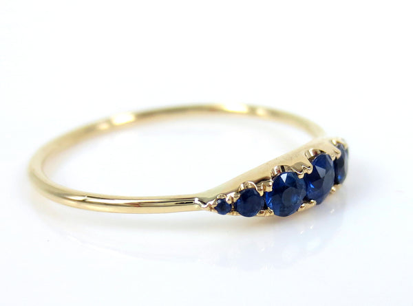 Seven-Stone Graduated Blue Sapphire Ring in 18K Yellow Gold - 0.31cts ...