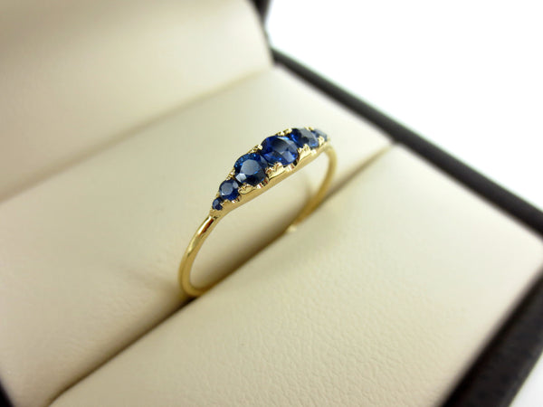 Seven-Stone Graduated Blue Sapphire Ring in 18K Yellow Gold - 0.31cts ...